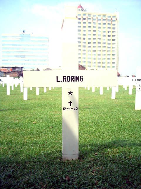 L. Roring | Oorlogsgravenstichting